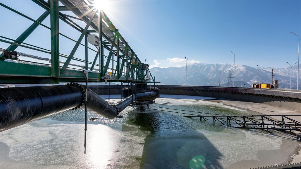 Improve Efficiency in Waste Management with Solid Separators